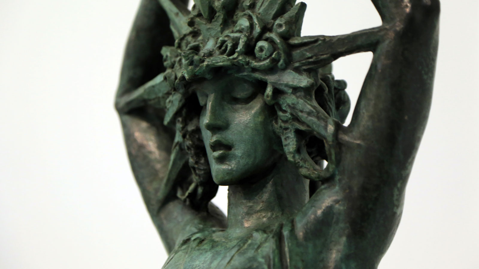 Contact | The Wolfsonian | Florida International University | FIU